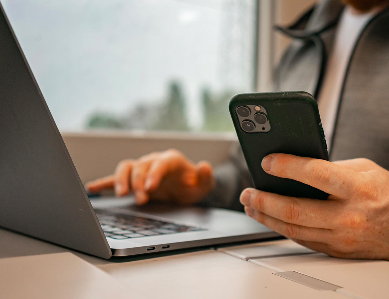 Accelerate Journey to the cloud with AWS | Persistent Systems